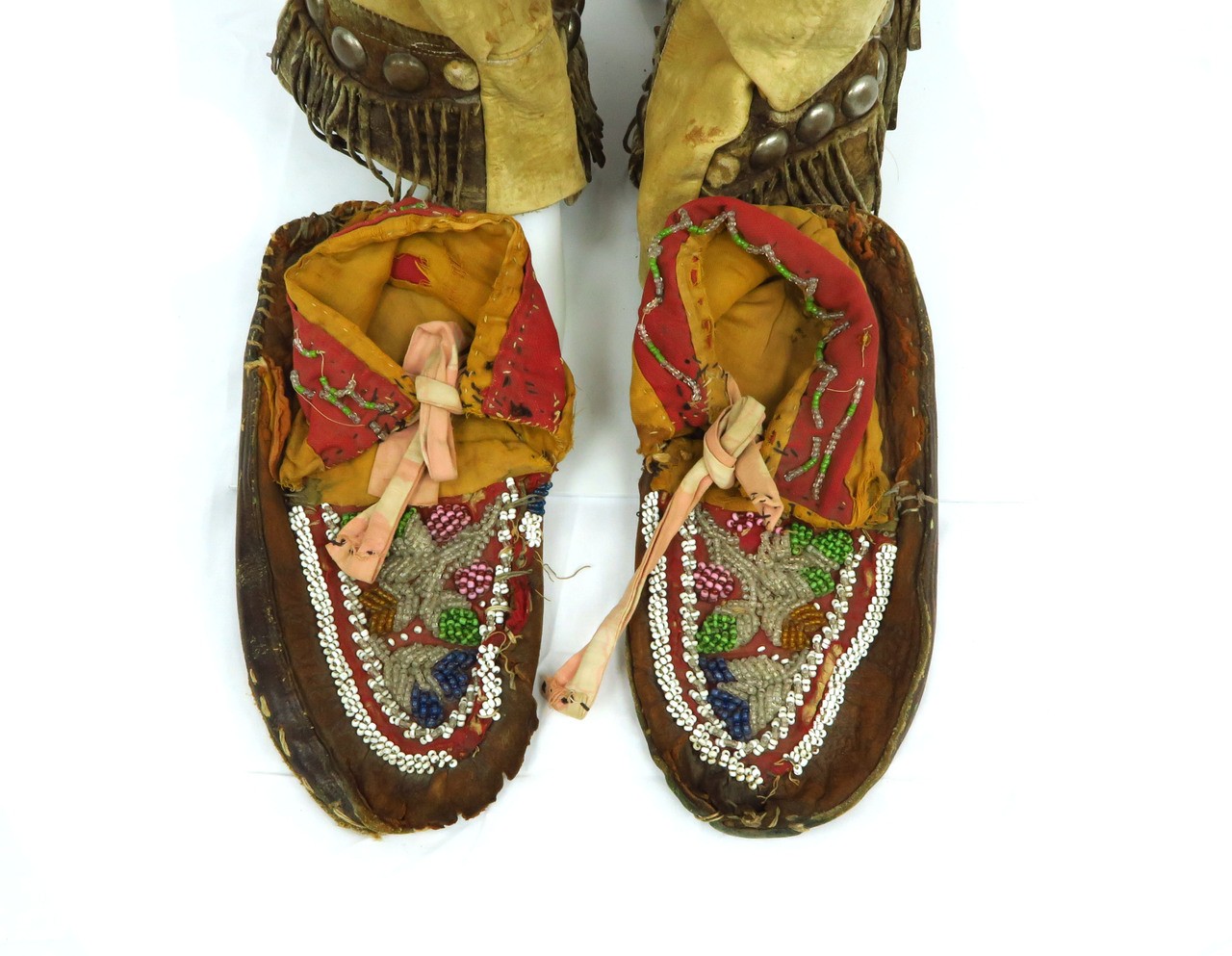 Kit Carson Winchester rifle Colt Single Action revolver and other ...