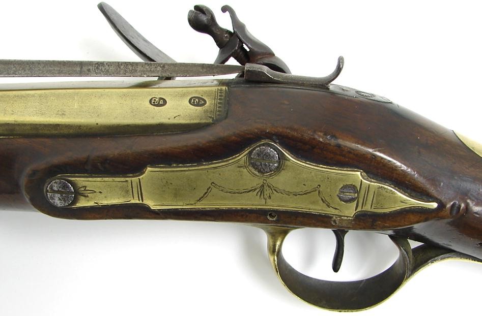 British Flintlock Coach Gun with spring bayonet by Gardner of Newcastle ...