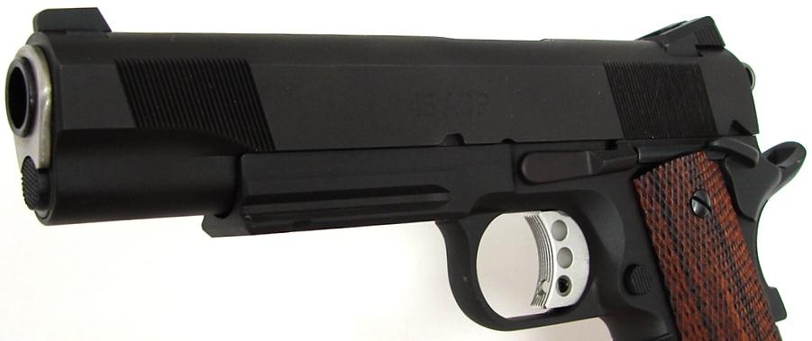 Les Baer Recon .45 ACP caliber pistol. New model on Caspian Recon rail ...