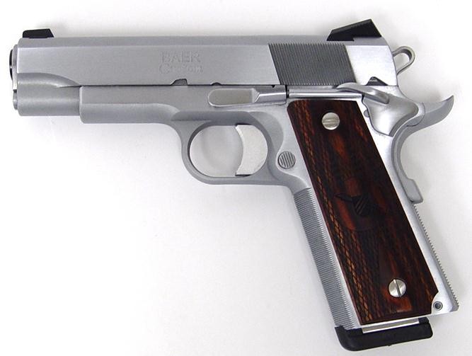 Les Baer Custom Thunder Ranch Comm .45 ACP caliber pistol. 4¼ commanche ...