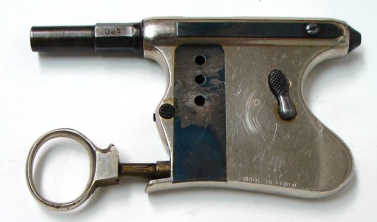 Very scarce Tribuzio Squeeze Palm Pistol. Made by Catell Tribuzio in ...