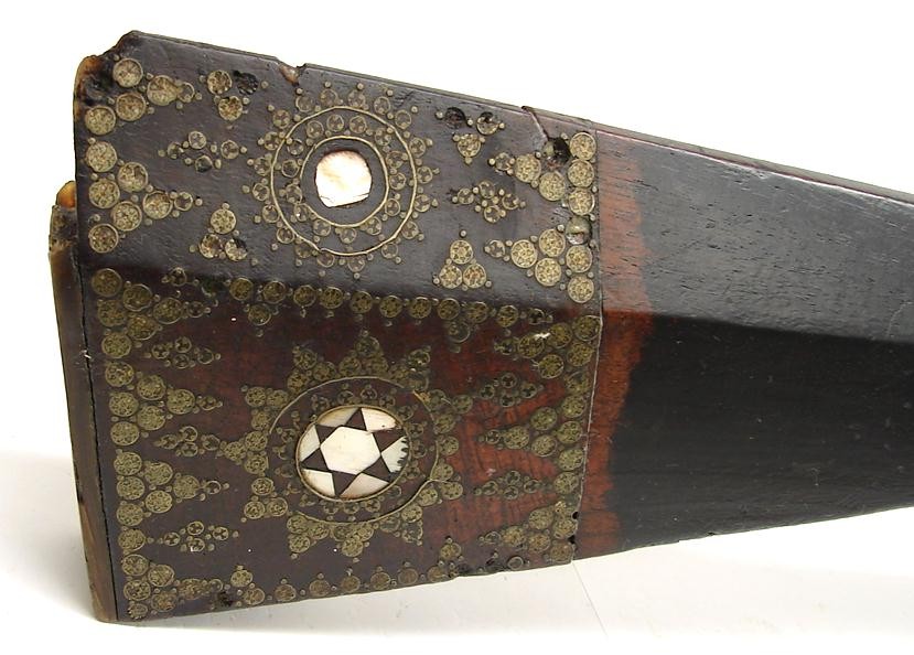 Turkish rifle with many pearl inlays. Very unusual pearl inlay pattern ...