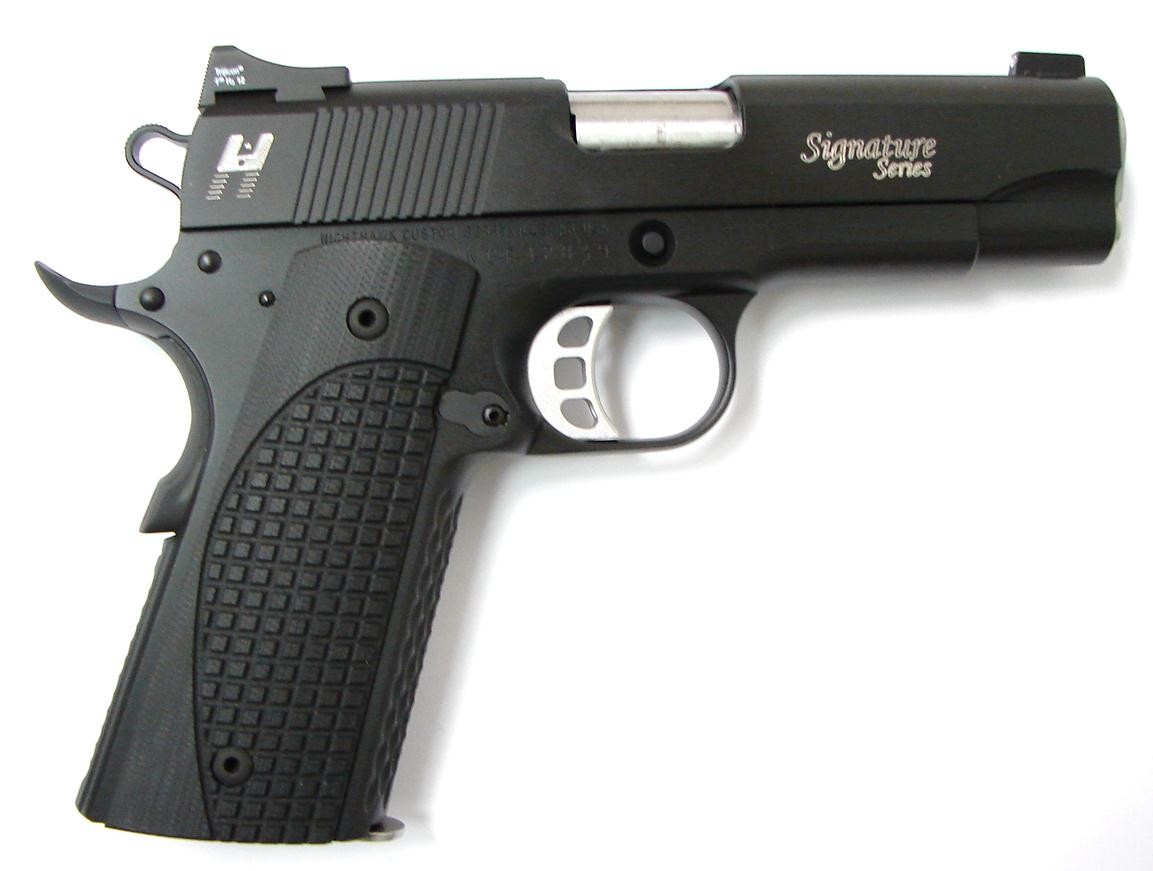 Nighthawk Custom Heinie Signature Compact 9MM caliber pistol. Signature ...