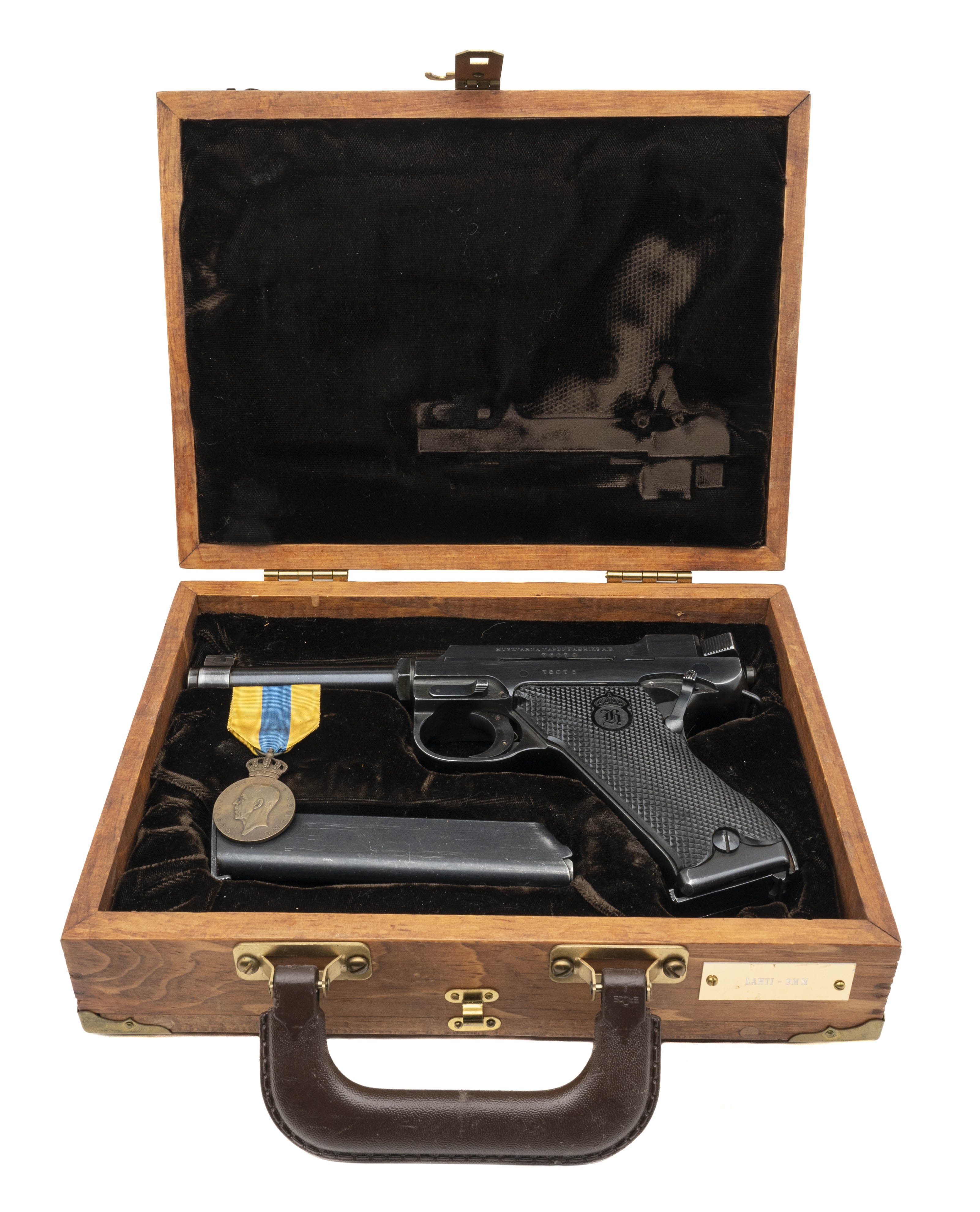 Swedish M40 Lahti Semi-auto pistol 9mm (PR69201) - Collector’s Firearms