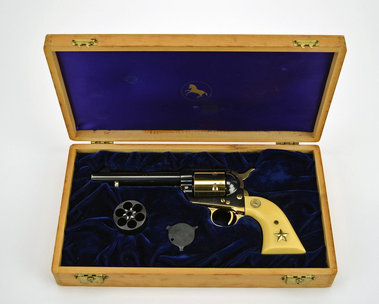 Colt Alamo Commemorative Single Action Army .45 LC caliber revolver ...