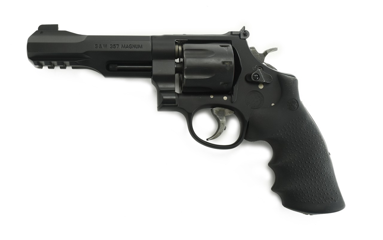 Smith & Wesson M&P R8 .357 Magnum (nPR37651) New - Collectors Firearms