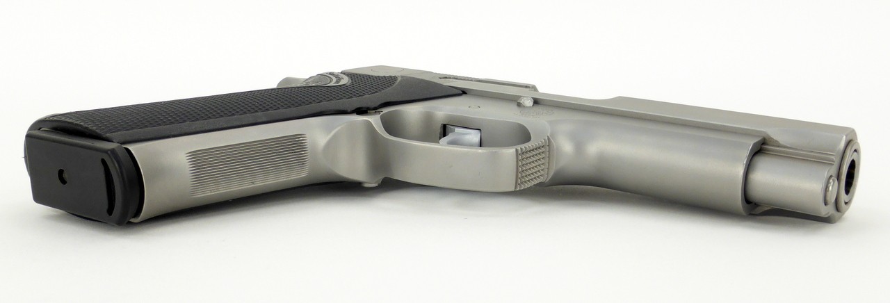 Smith & Wesson 1076 10mm (PR26613) - Collectors Firearms