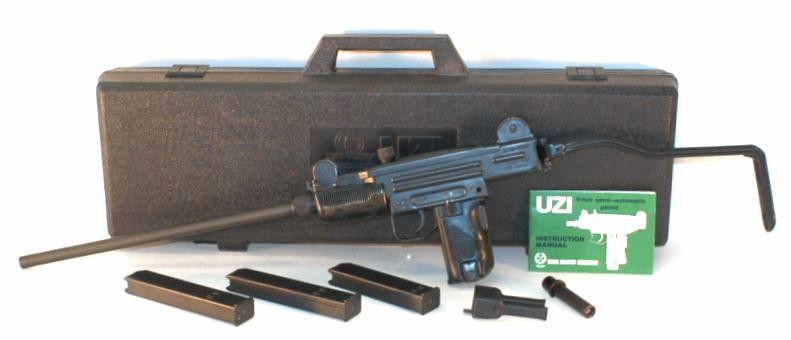 IMI Uzi Mini Carbine 9mm Para caliber rifle. Scarce Mini-Uzi with case ...