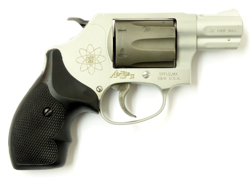 Smith & Wesson 331-2 Airlite TI .32 H&R Magnum (PR24887) - Collectors ...