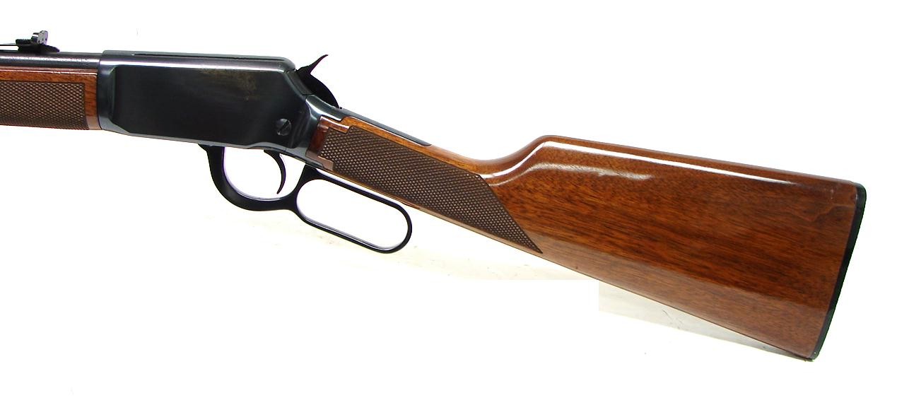 Winchester 9422 XTR .22 S,L,LR caliber carbine rifle. Lever action ...