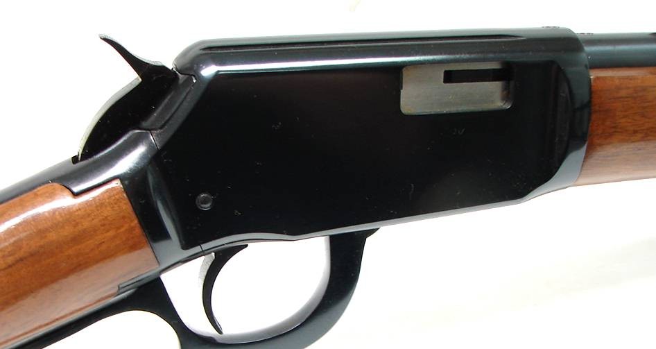 Winchester 9422 XTR .22 S,L,LR caliber rifle. Popular lever action .22 ...