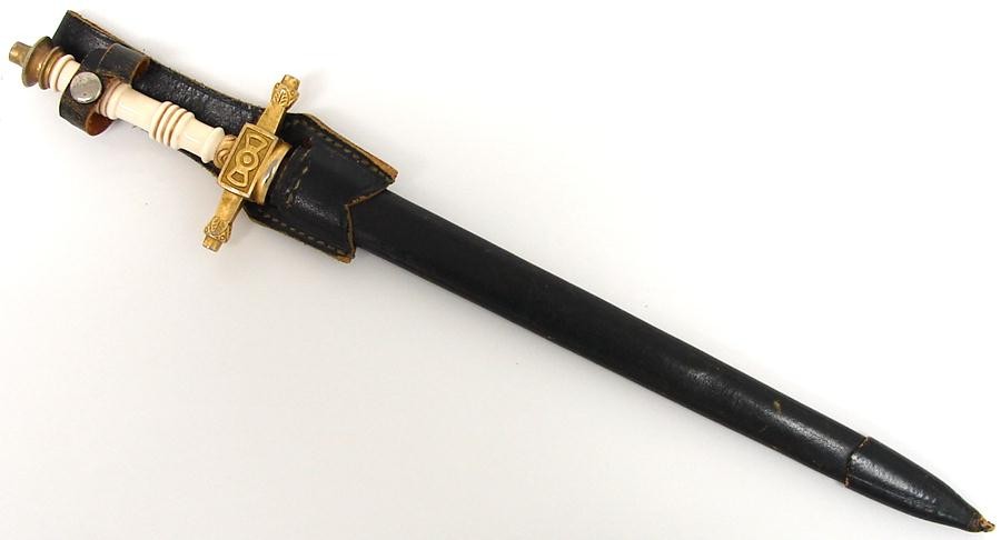 Navy Dirk Post-war. (k493) - Collectors Firearms