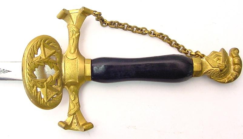 Knights Templar sword marked "Beauseant Commandery K.T." inscribed with ...