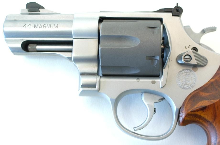 Smith & Wesson Model 329 PC 44 Magnum caliber revolver Scandium ...