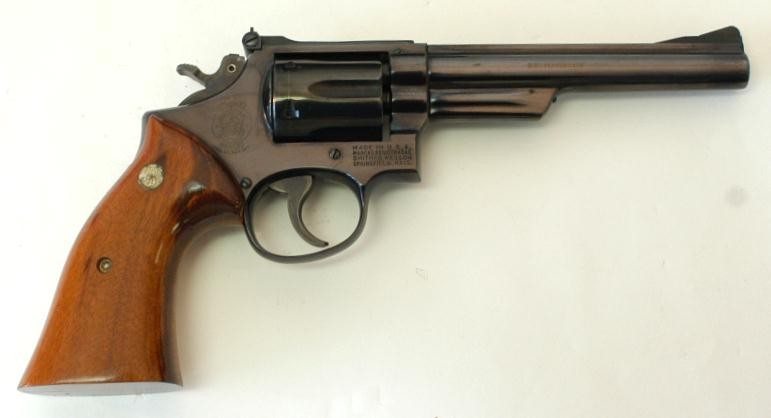 Smith & Wesson Model 53 .22 Jet revolver with box and .22LR inserts ...