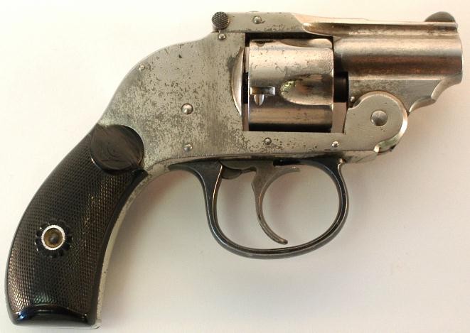 Harrington & Richardson .38 S&W caliber Snub Nose revolver. (pr3848 ...