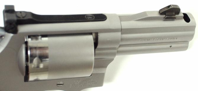 Smith & Wesson Model 686 .357 Magnum caliber revolver with Tritium ...