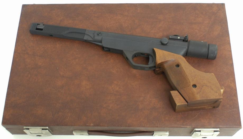 Beeman Model 10 .177 pistol with competition grips, sights and case ...