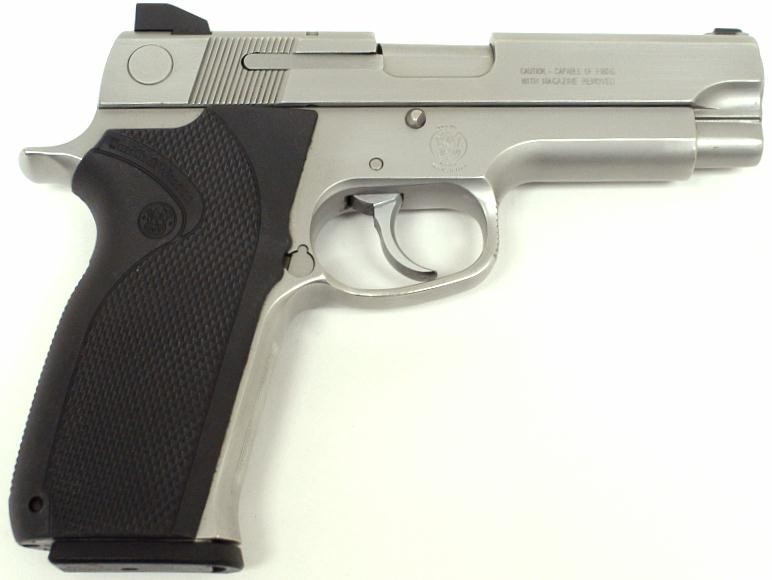 Smith & Wesson Model 1076 10mm Auto caliber pistol. FBI model. (pr4023 ...