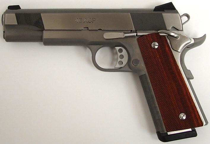 Les Baer Custom Carry .45 ACP caliber pistol. Stainless steel carry ...