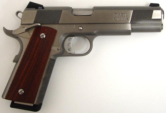 Les Baer Custom Carry .45 ACP caliber pistol. Stainless steel carry ...