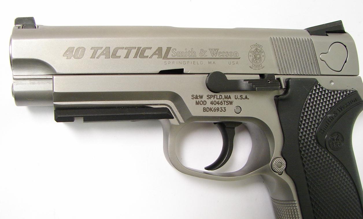 Smith & Wesson 4046TSW .40 S&W (PR23313) New. Price may change without ...