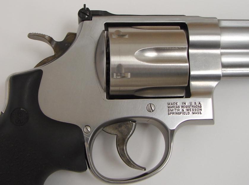 Smith & Wesson 657-4 .41 Magnum caliber revolver with box. 6 pre-lock ...