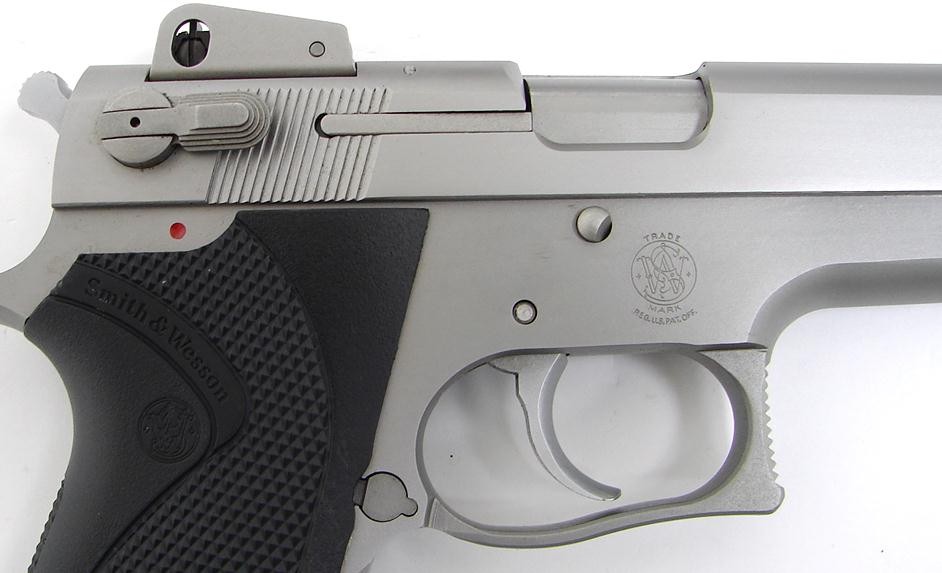 Smith & Wesson 3906 9mm caliber stainless pistol. Excellent condition ...