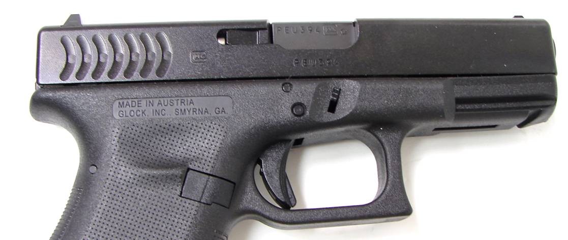 Glock 23 .40 S&W caliber pistol. RTF model in excellent condition ...