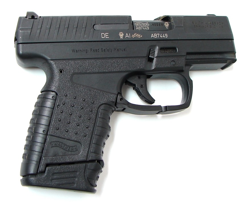 Walther PPS .40 S&W caliber pistol. Ultra thin carry model in excellent ...