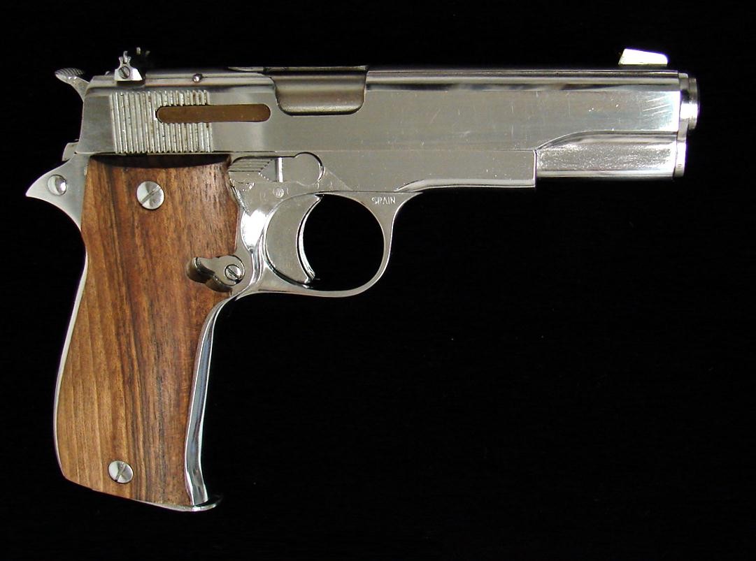 Star SM Super .380 ACP caliber pistol. 1960s vintage bright chrome ...