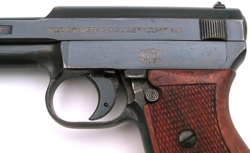 Mauser Model 1934 .32 ACP caliber pistol. Kriegsmarine Eagle-M on right ...