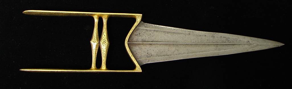 Indian Katar Blade is 8 long and 13 3/4 overall. Blade has an armor ...