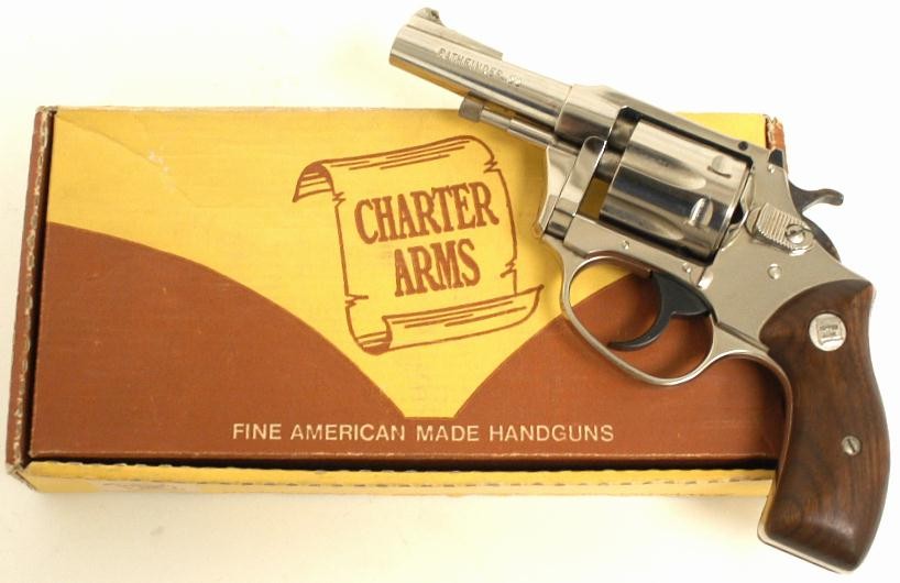Charter Arms Pathfinder .22 LR caliber revolver with original box. Rare ...