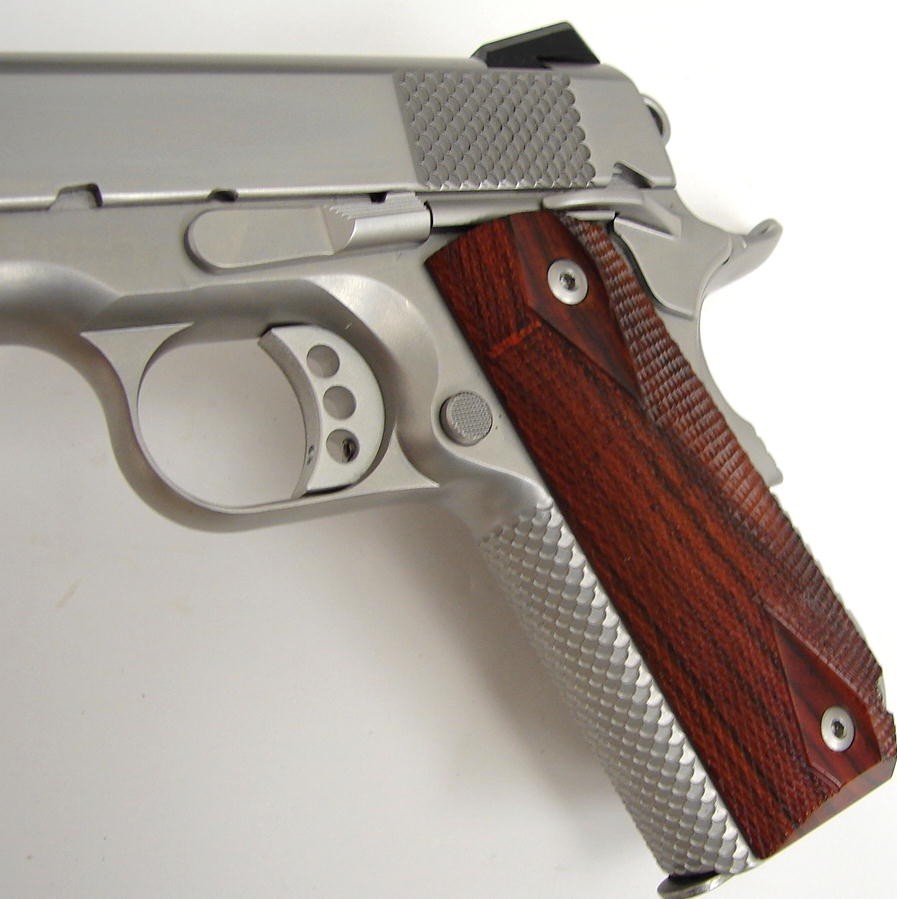 Ed Brown Custom Kobra Carry .45 ACP caliber pistol. Stainless Commander ...
