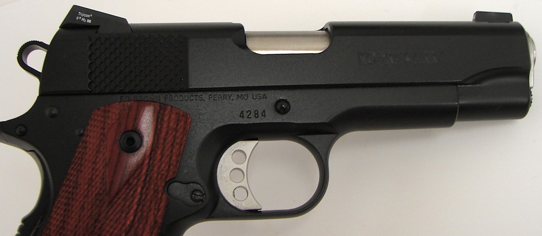 Ed Brown Cusotm Kobra Carry .45 ACP caliber pistol. Commander size ...