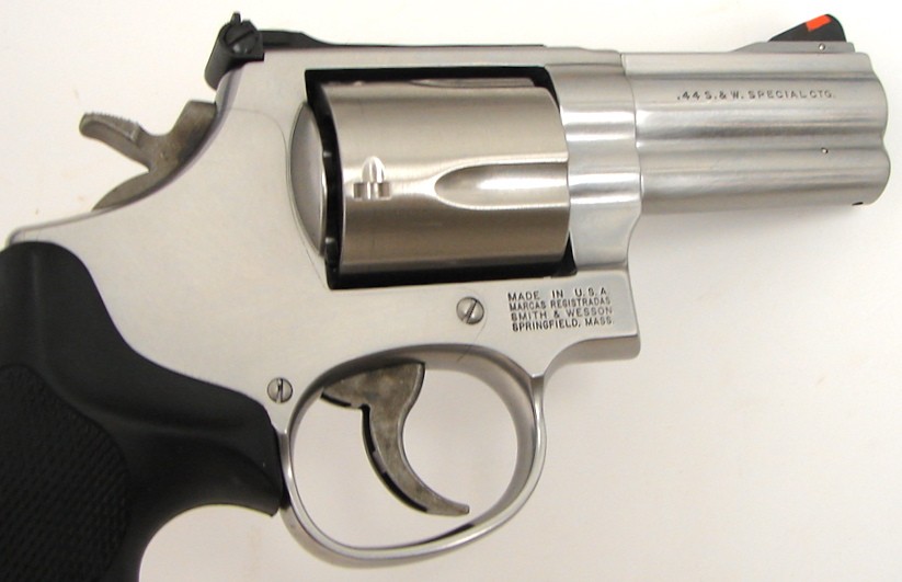 Smith & Wesson 696-1 .44 Spcl caliber revolver. 5 shot L-frame revolver ...