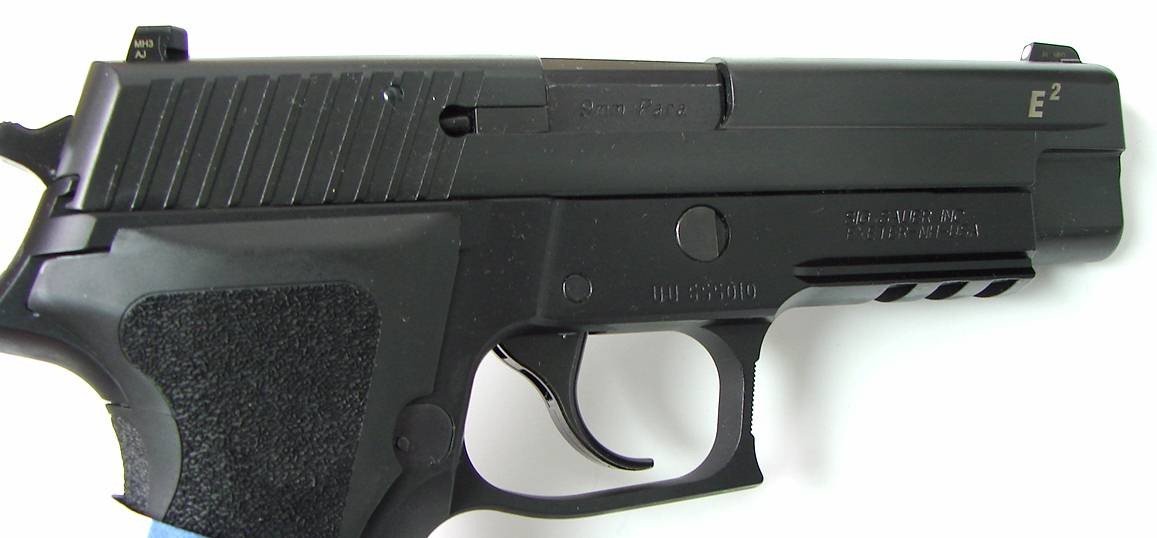 Sig Sauer P226 9mm Para caliber pistol. Sig s new enhanced ergonomics ...