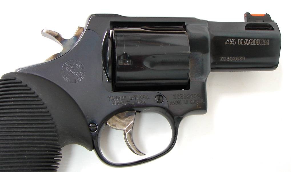 Taurus 440 .44 magnum caliber revolver. 5-shot snubnose with 2 1/2 ...