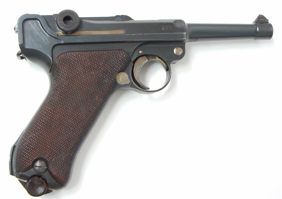 DWM P.08 9mm Para caliber luger 1915 production. All matching serial ...