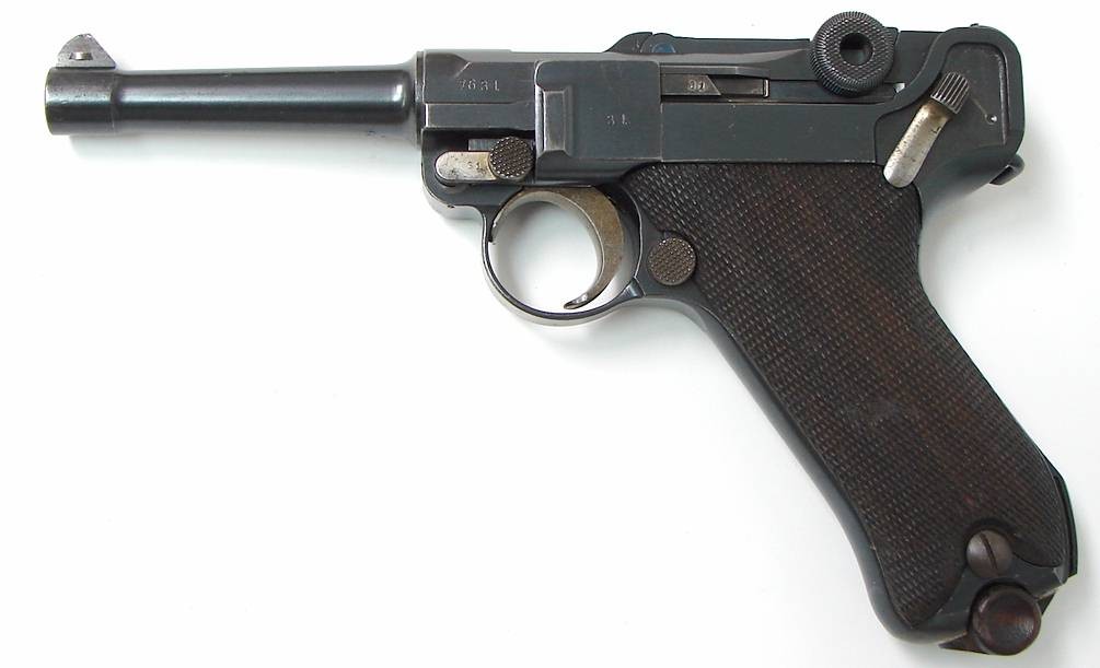 DWM P.08 9mm Para caliber luger 1915 production. All matching serial ...