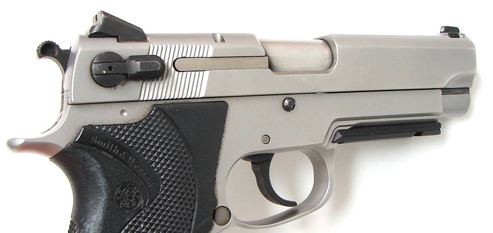 Smith & Wesson 4566 TSW .45 ACP caliber pistol. All steel tactical ...
