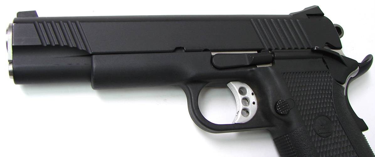 Wilson Combat KZ-45 .45 caliber pistol. Polymer frame tactical pistol ...