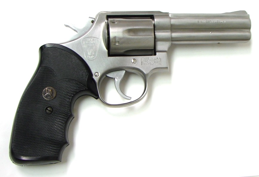 Smith & Wesson 681-3 .357 Mag caliber revolver. Scarce 4" fixed sight ...