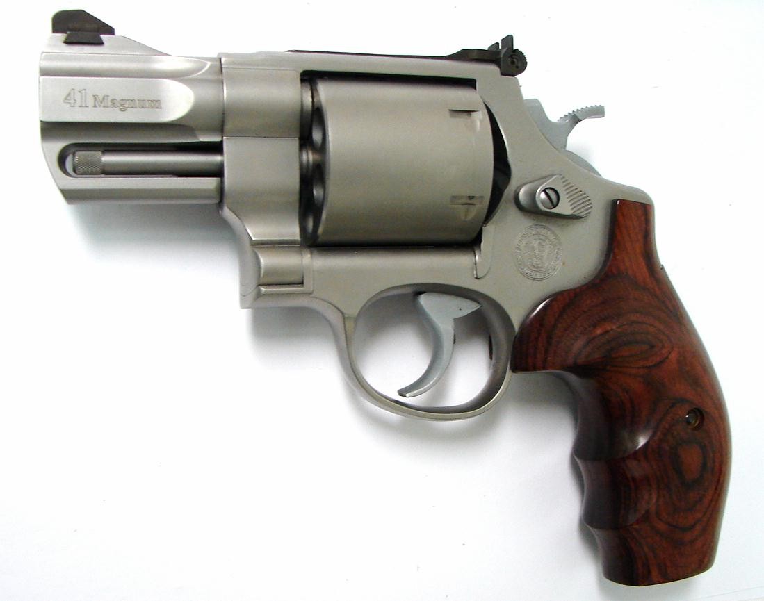 Smith & Wesson 657-4 .41 Magnum caliber revolver. Rare Performance ...