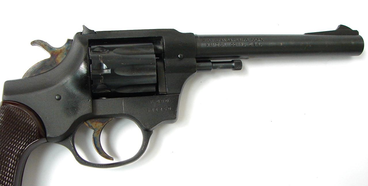 High Standard R-100 Sentinel .22 caliber revolver. D/A plinker with 6 ...
