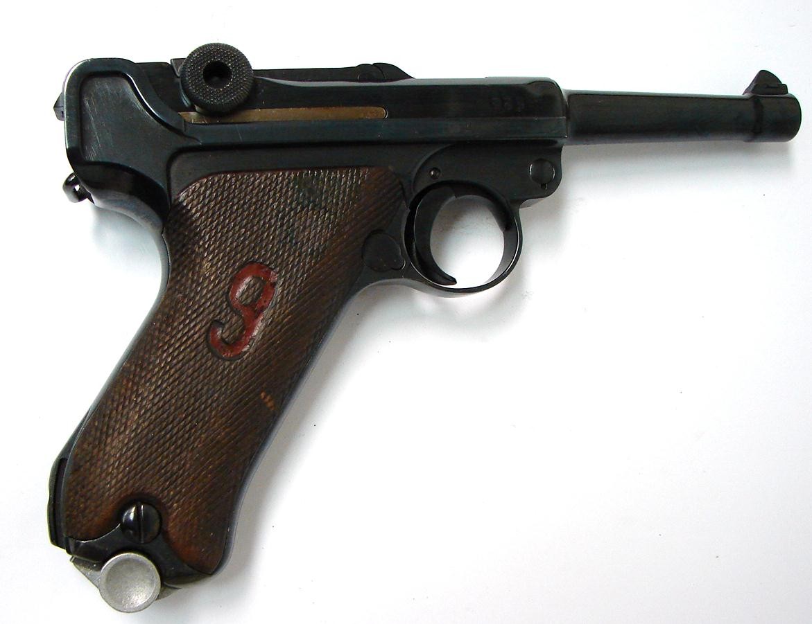 DWM 1914 9MM PARA caliber pistol. Produced in 1915 for the German ...
