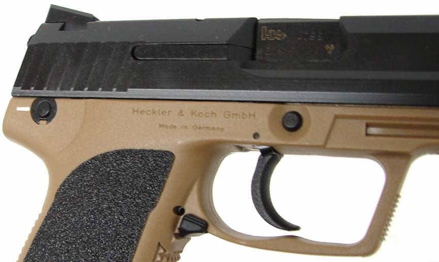 Heckler & Koch USP .40 S&W caliber pistol. New model with magwell, two ...