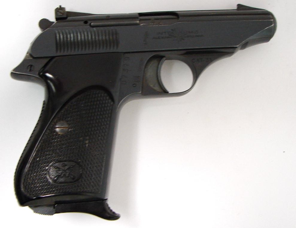 Bernardelli 80 .22 LR caliber pistol. Italian made .22 pocket pistol ...