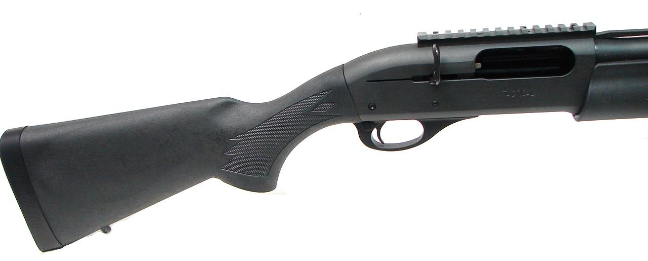 Remington 1100 Tactical 12 gauge shotgun. Semi-Auto riot gun with 22 ...